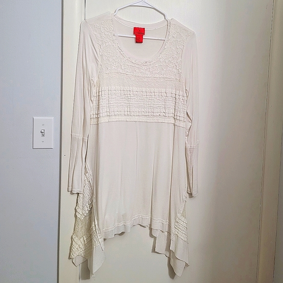 V Christina | Tops | V Cristina Long Sleeve Tunic | Poshmark